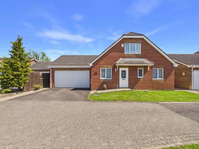 3 Bedroom Detached House
