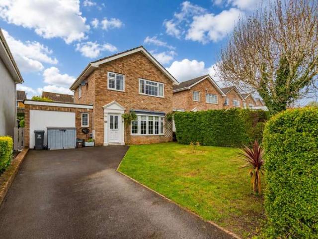 3 Bedroom Detached House
