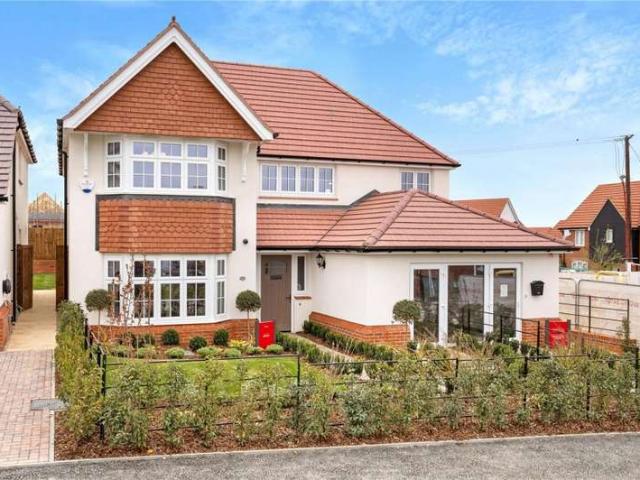 3 Bedroom Detached House