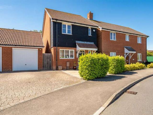 3 Bedroom Detached House