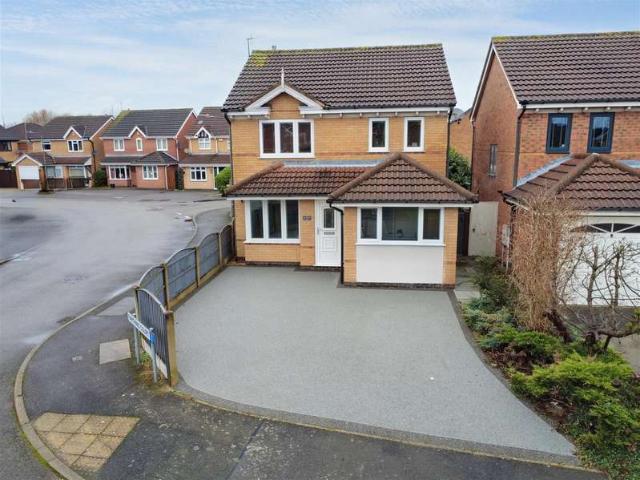 3 Bedroom Detached House