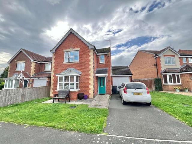 3 Bedroom Detached House