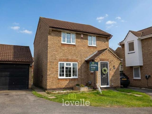 3 Bedroom Detached House