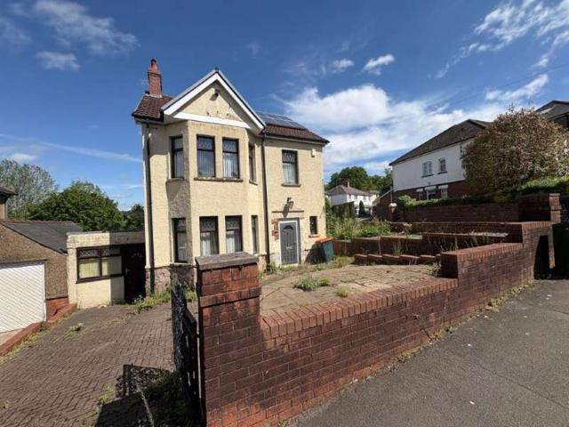 3 Bedroom Detached House