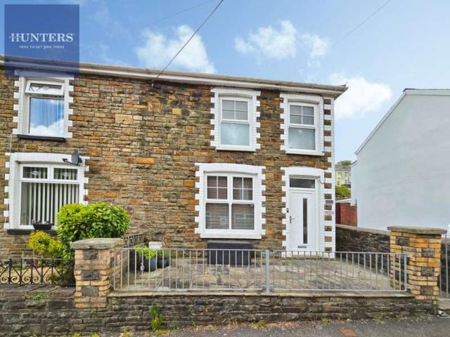 3 Bedroom Detached House