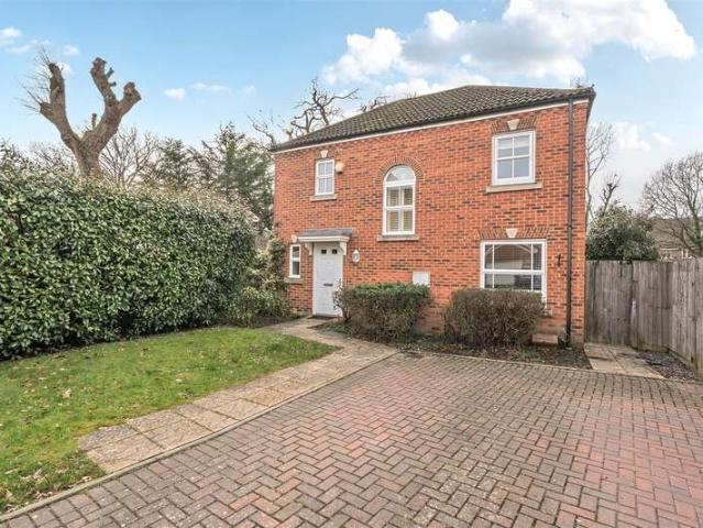 3 Bedroom Detached House