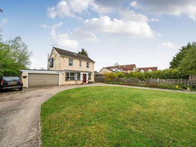 3 Bedroom Detached House