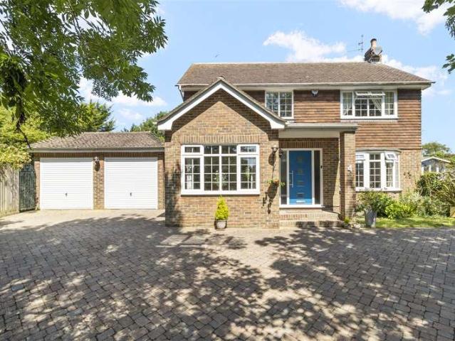 3 Bedroom Detached House