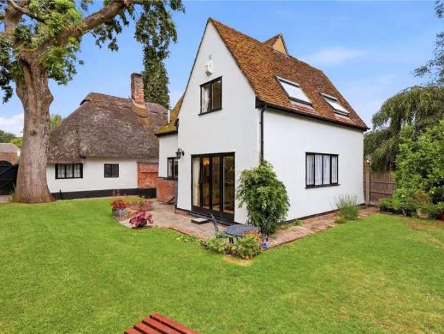 3 Bedroom Detached House