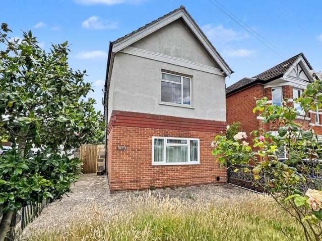 3 Bedroom Detached House