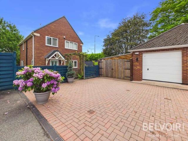 3 Bedroom Detached House