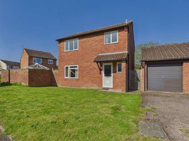 3 Bedroom Detached House