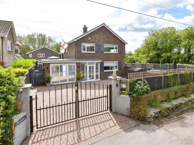 3 Bedroom Detached House