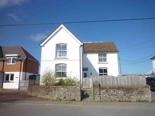 3 Bedroom Detached House