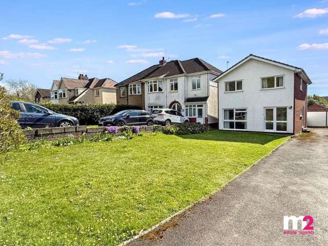 3 Bedroom Detached House