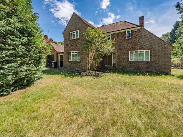 3 Bedroom Detached House