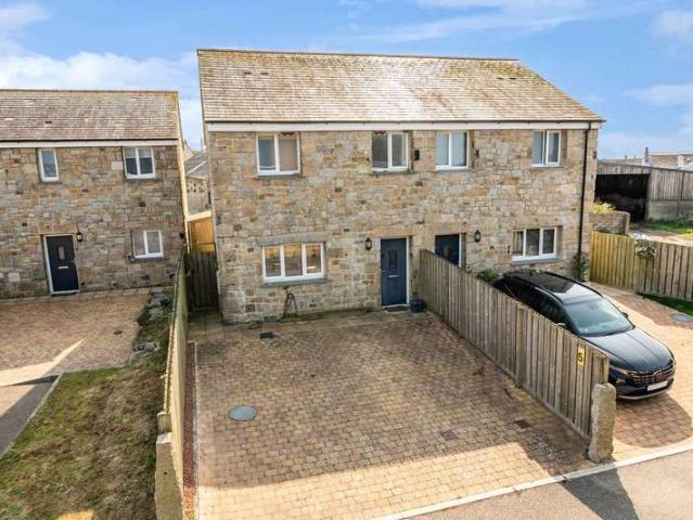 3 Bedroom Detached House