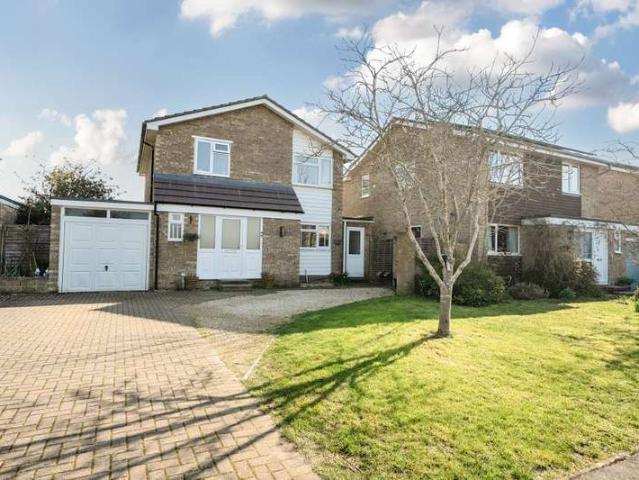 3 Bedroom Detached House