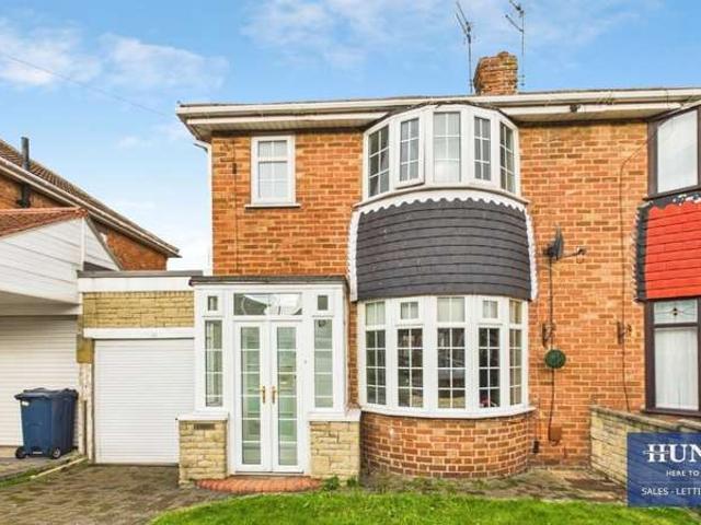3 Bedroom Detached House