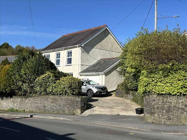 3 Bedroom Detached House