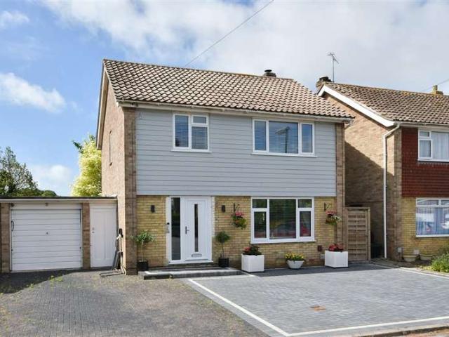 3 Bedroom Detached House