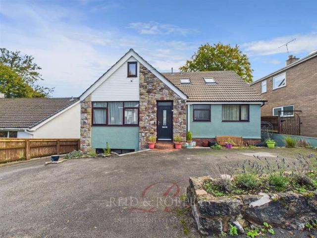 3 Bedroom Detached House