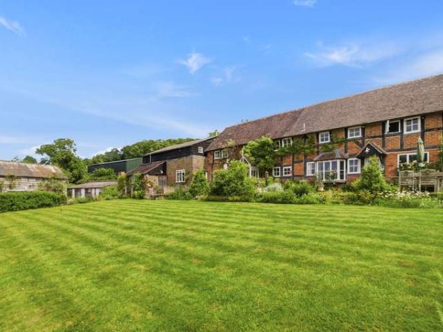 3 Bedroom Detached House