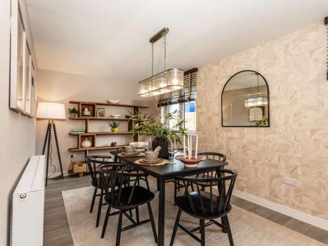 3 Bedroom Detached House