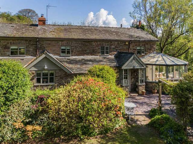 3 Bedroom Detached House