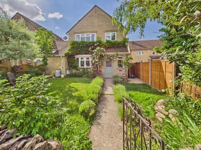 3 Bedroom Detached House