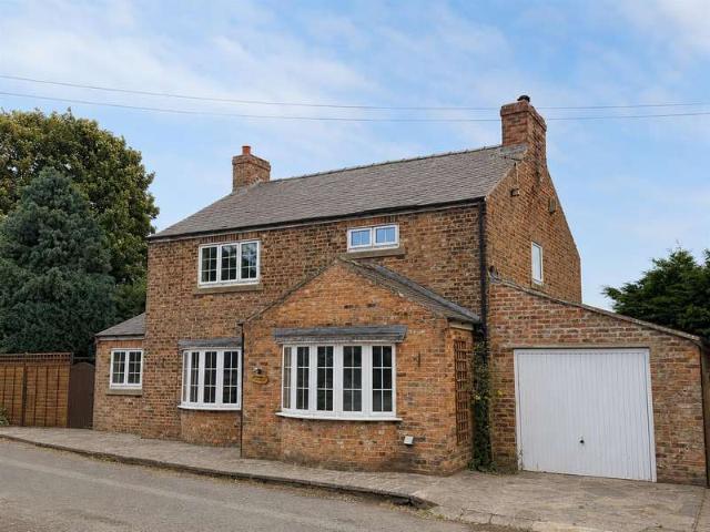 3 Bedroom Detached House