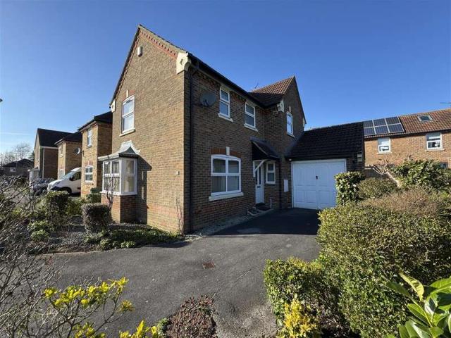3 Bedroom Detached House