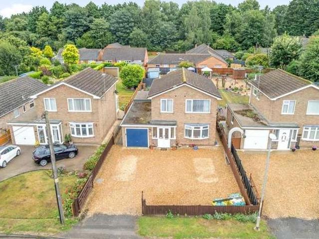 3 Bedroom Detached House