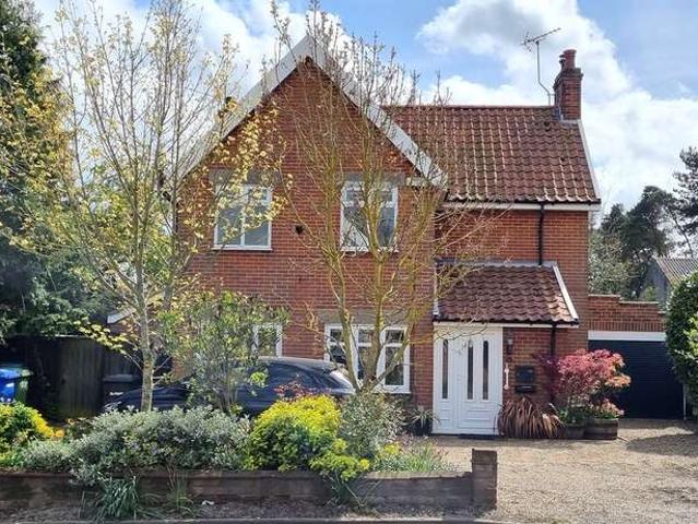 3 Bedroom Detached House