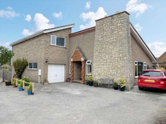 3 Bedroom Detached House