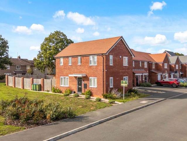 3 Bedroom Detached House