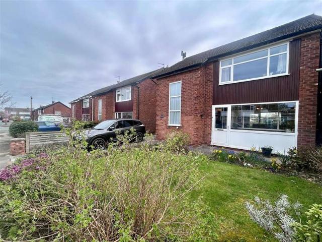 3 Bedroom Detached House