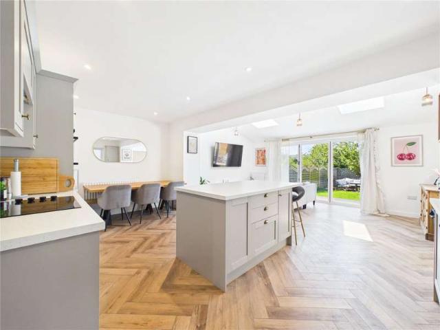 3 Bedroom Detached House