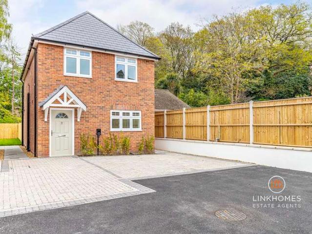 3 Bedroom Detached House