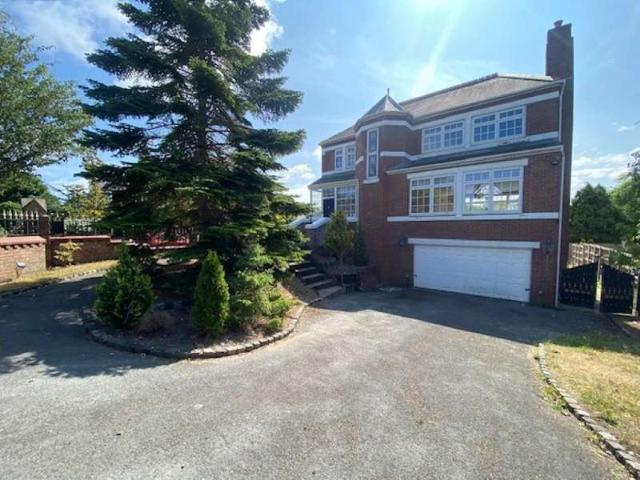 3 Bedroom Detached House