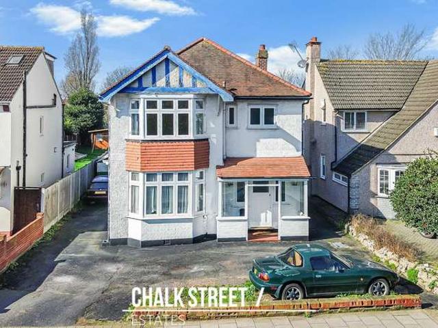 3 Bedroom Detached House