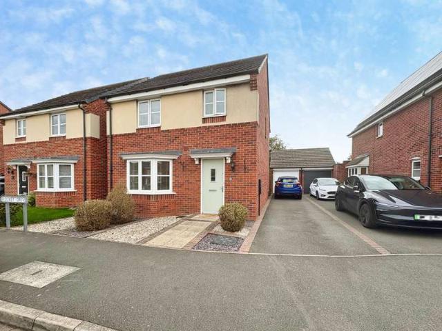 3 Bedroom Detached House