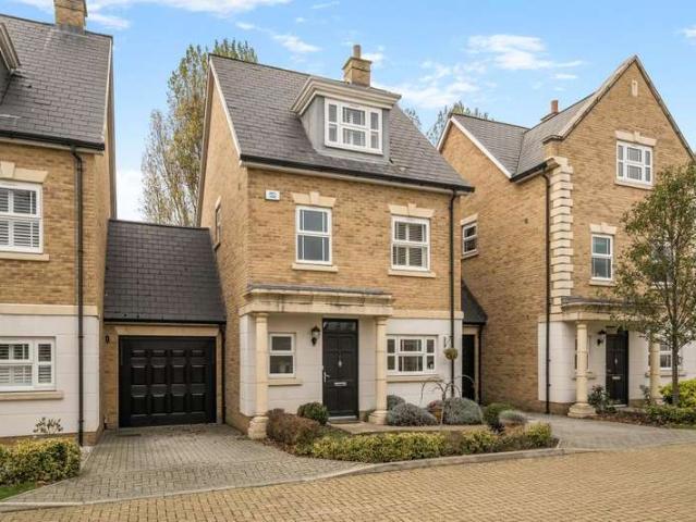 3 Bedroom Detached House