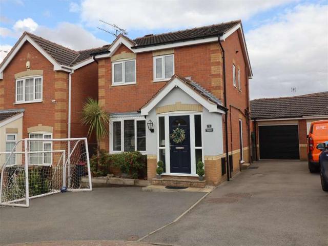 3 Bedroom Detached House