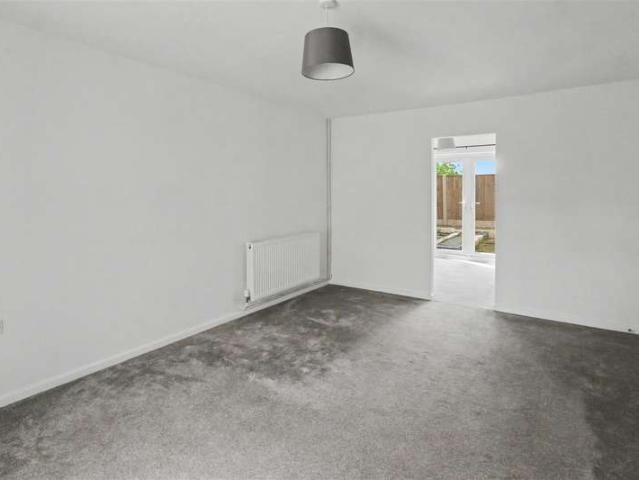 3 Bedroom Detached House