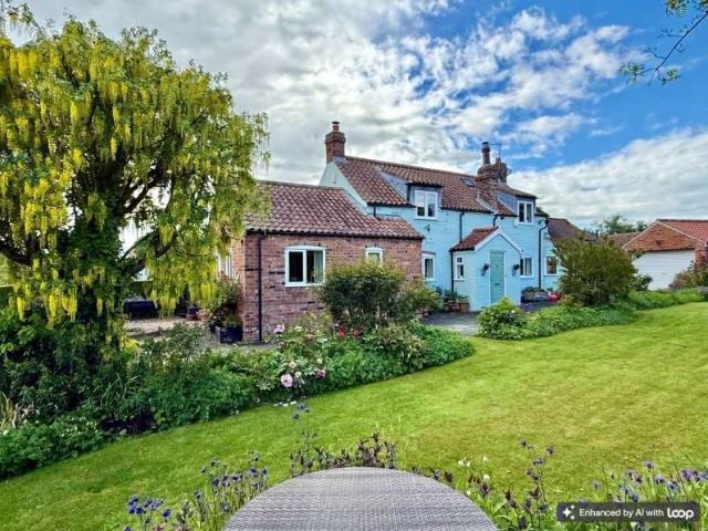 3 Bedroom Detached House