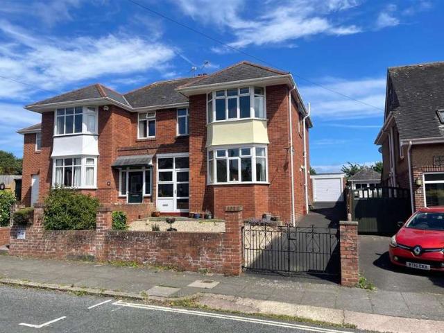 3 Bedroom Detached House