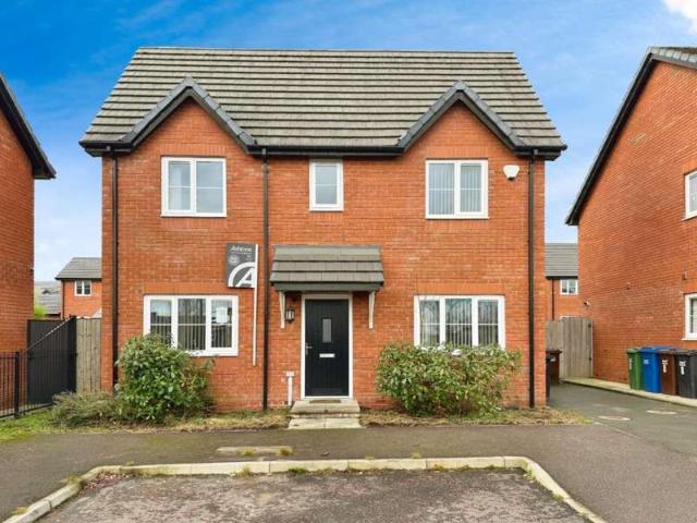 3 Bedroom Detached House