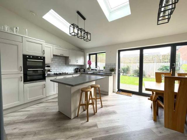 3 Bedroom Detached House