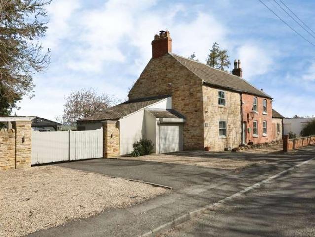 3 Bedroom Detached House